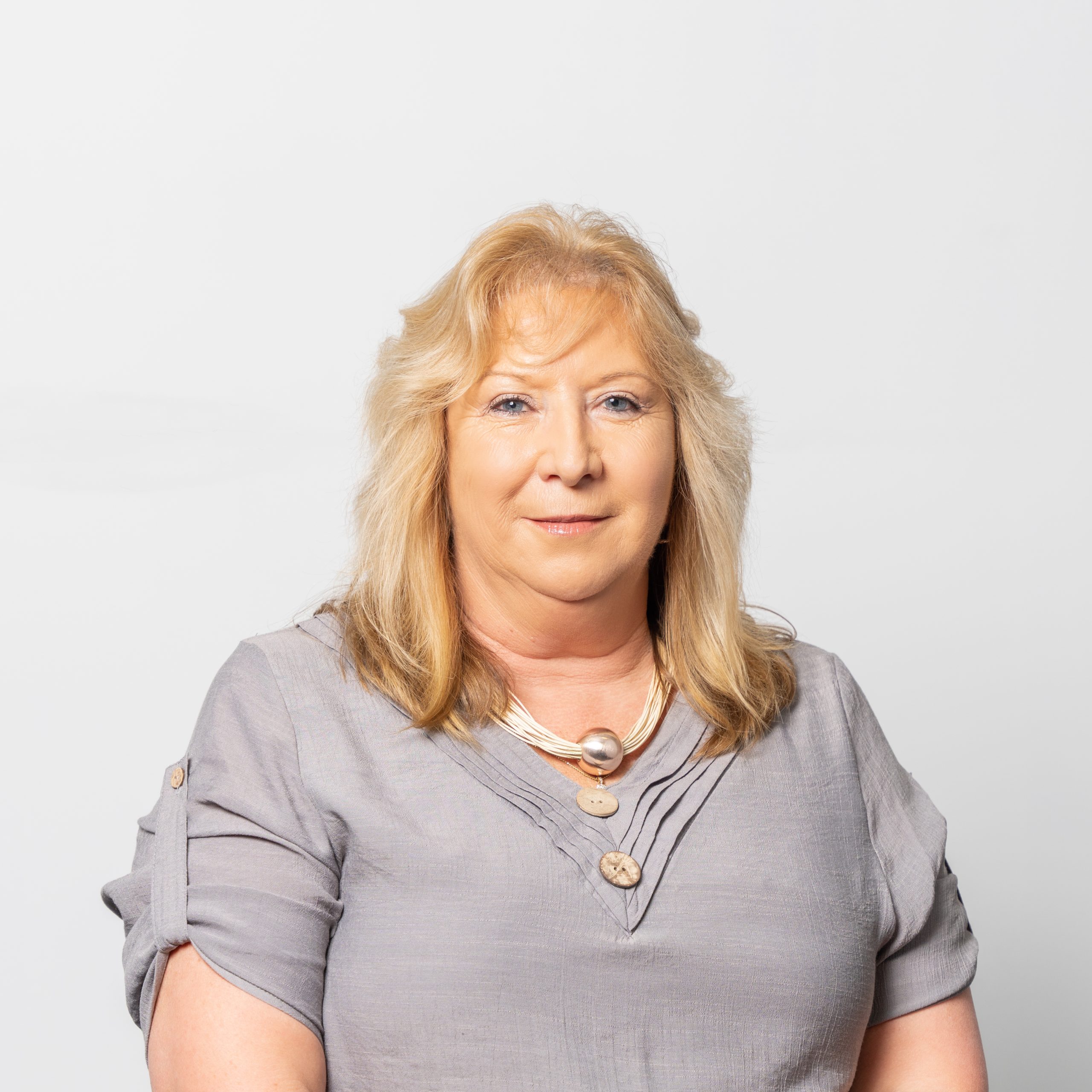 Sandy Fox - DFK Gray Perry Adelaide
